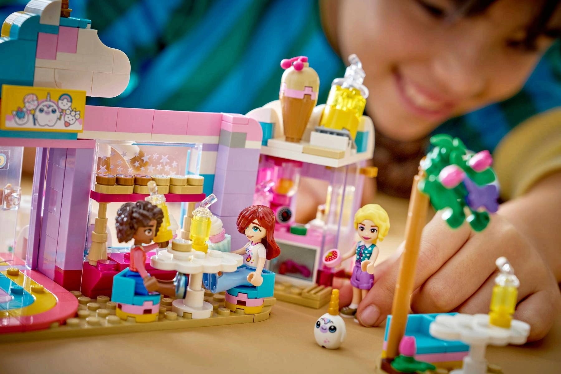 LEGO Friends - 42684 Unicorn Dream Café - Playpolis